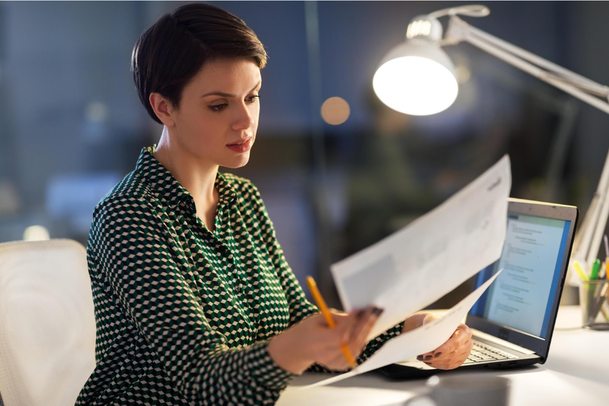 How Persnickety Box App Founder Chari Pack is Revolutionizing Photo ...