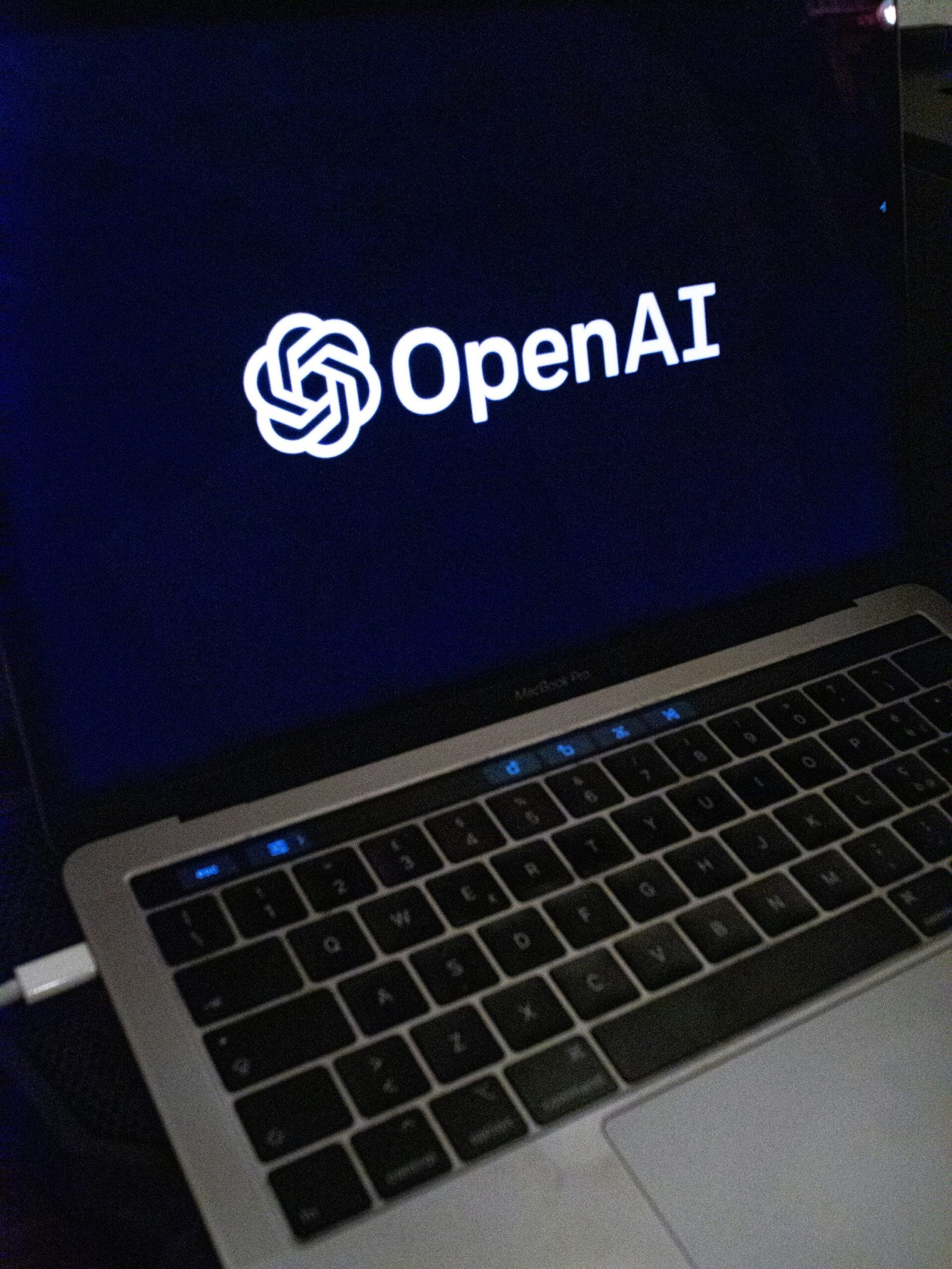 What is a First Advantage Background Check, and How Does It Work ...